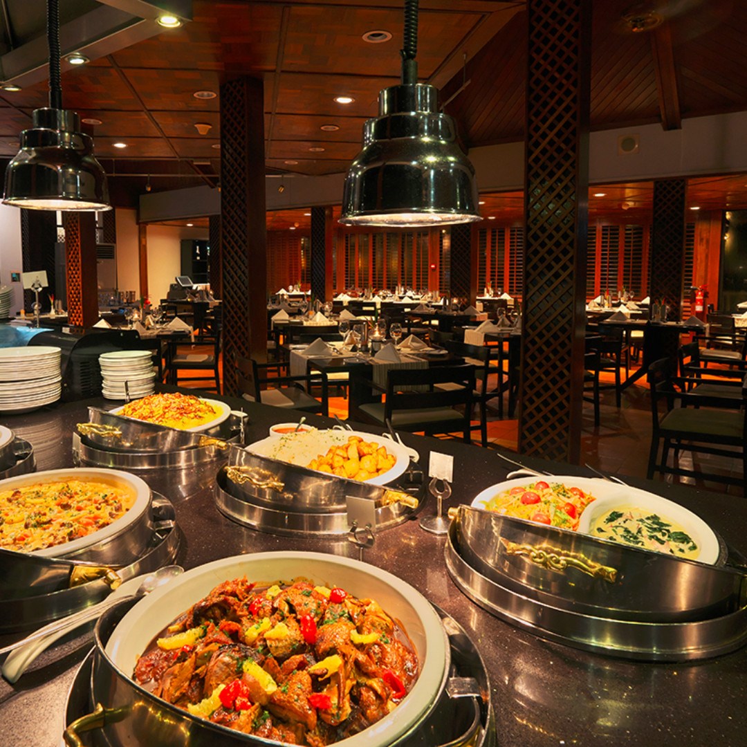 Restaurant - Labadi Beach Hotel